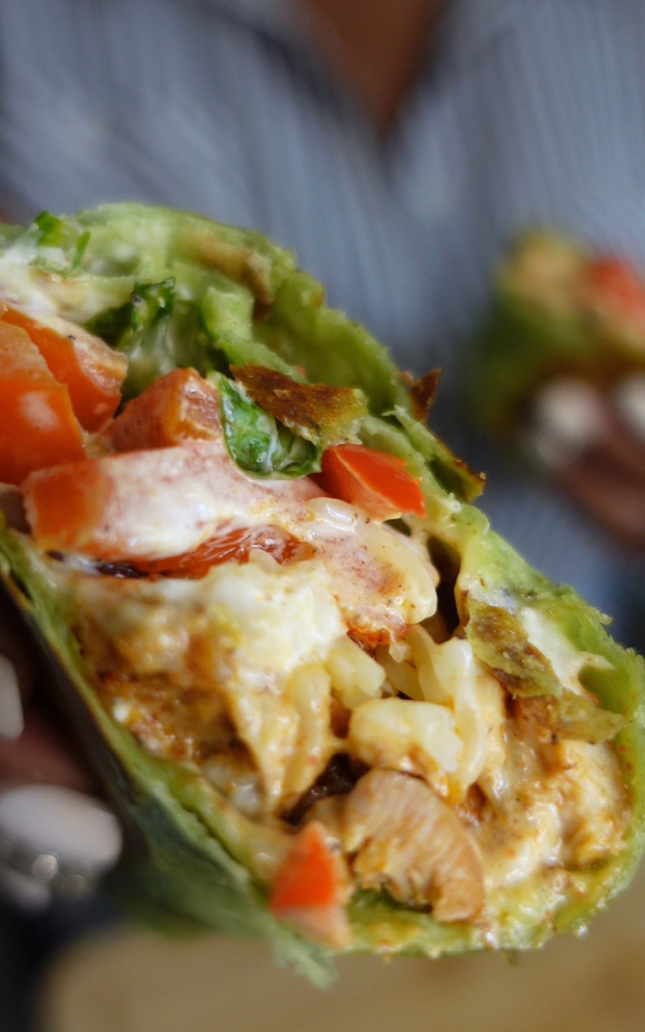 Cheesy Chicken Wrap – Cooking With Nese